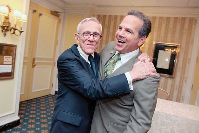 The Insider: 12.21.16 | Town&Style